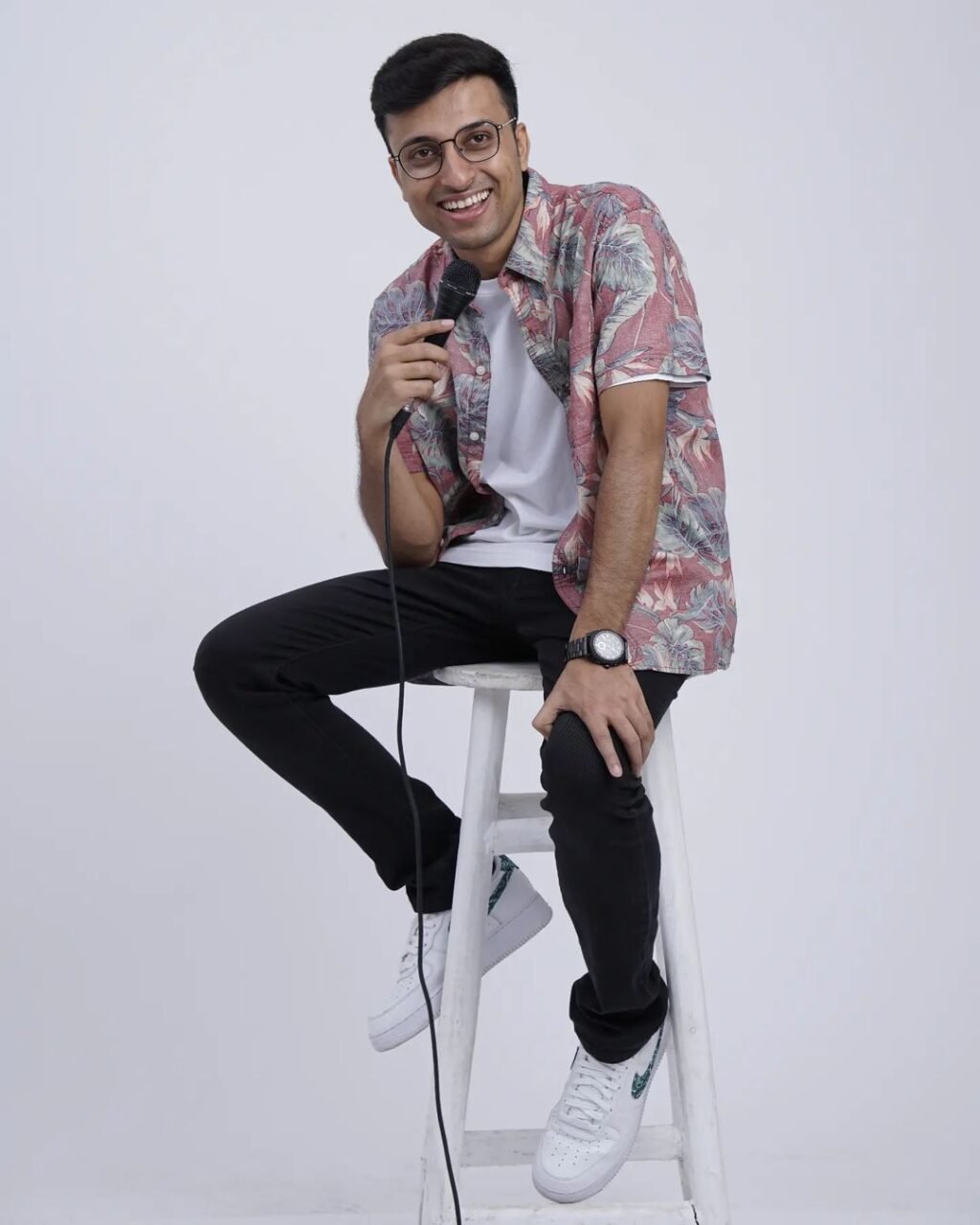 Aashish Solanki- Bio, Age, Net worth, Stand up Comedy - Aflence